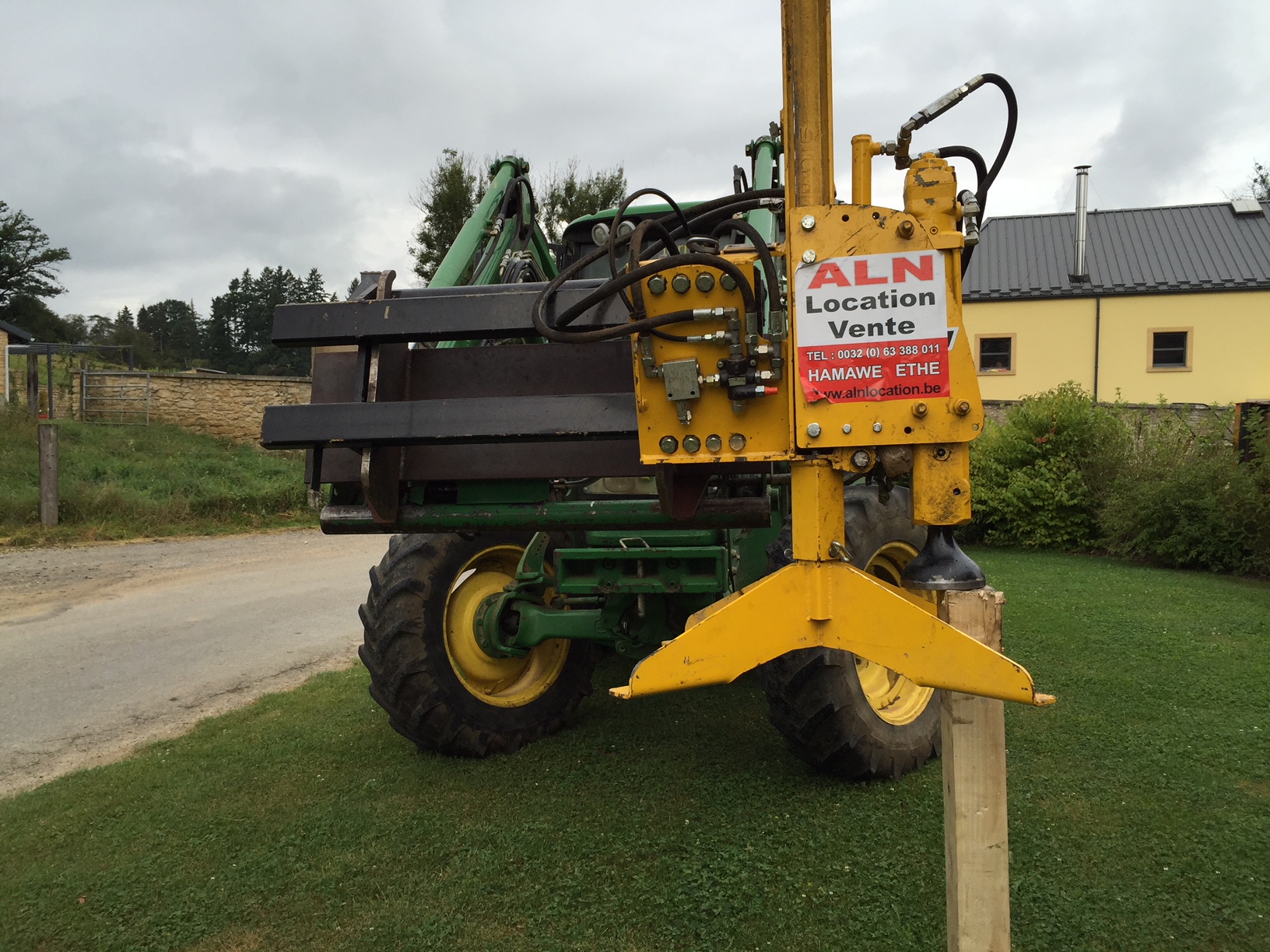Enfonce pieux (sur grue 3,5T) - ALN Location