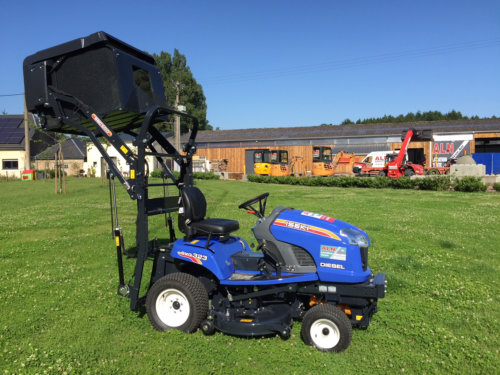 Tracteur tondeuse autoportée diesel - ALN Location