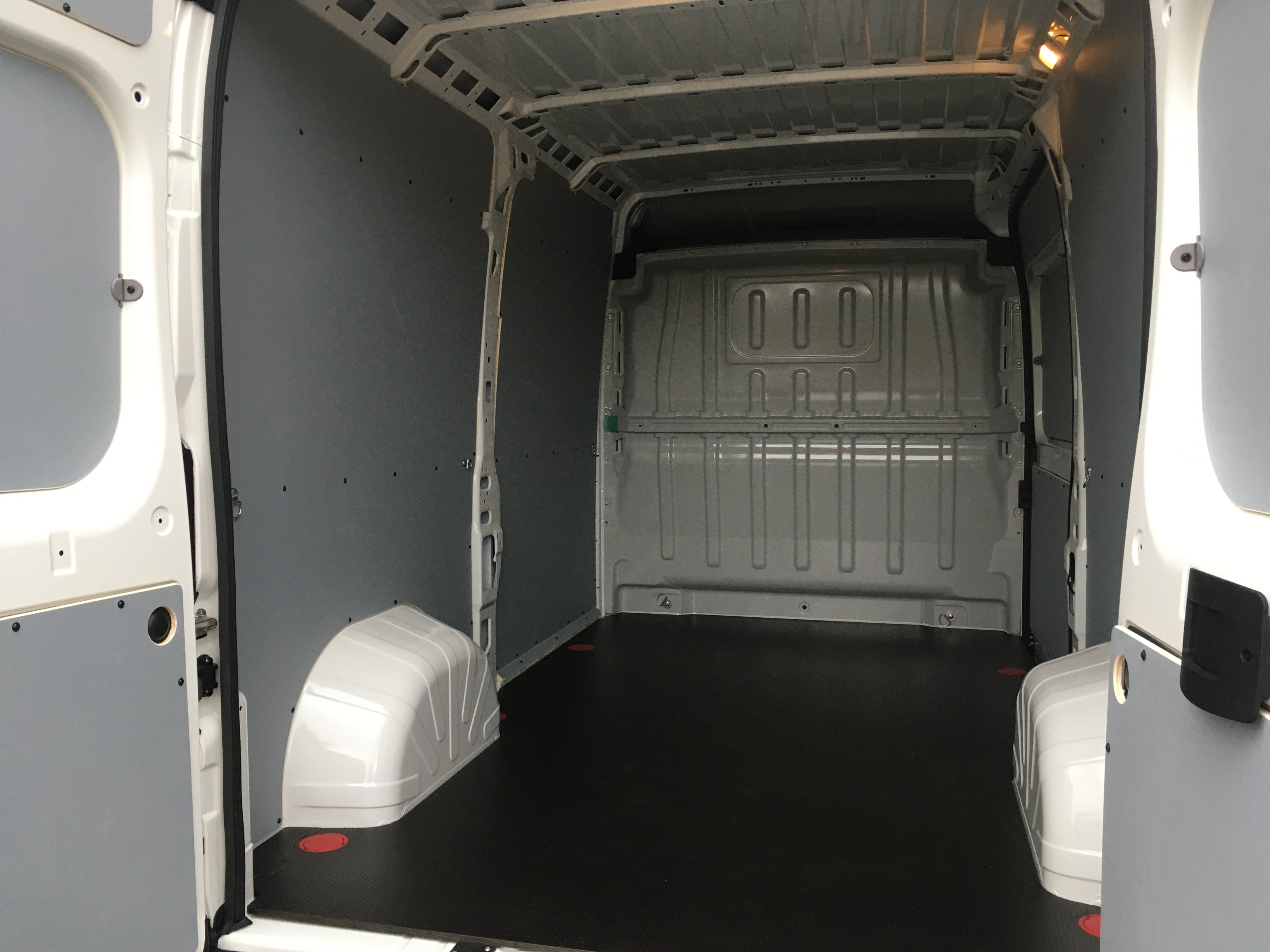 Camionnette Citroën 11.5m3 avec attache remorque Nouvelle camionnette ...