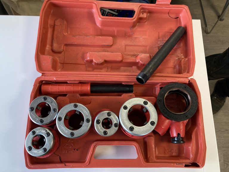 Fileteuse professionnelle avec boîte de transport Diamètre : 3/8 ", 1/2 ...