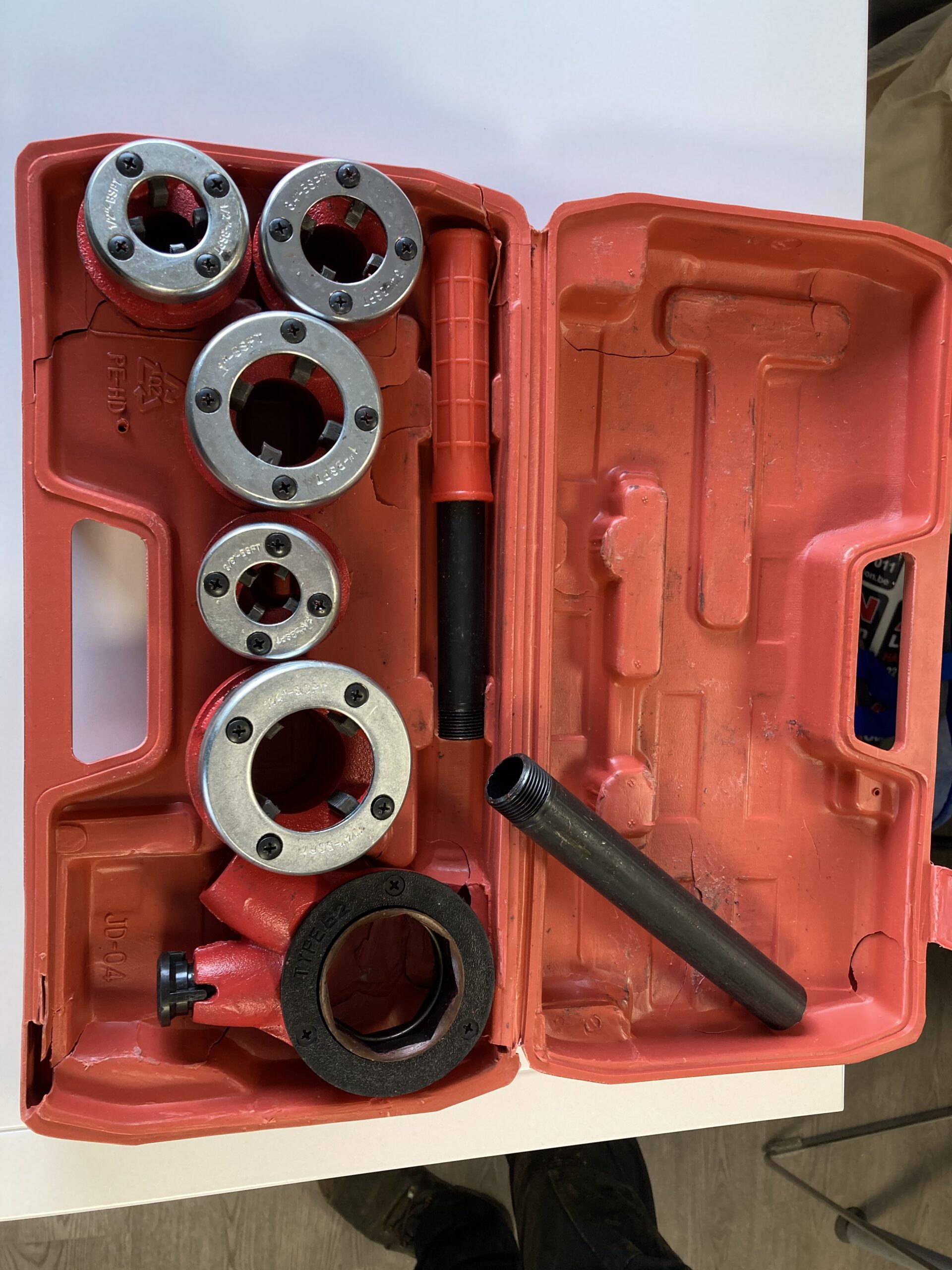 Fileteuse professionnelle avec boîte de transport Diamètre : 3/8 ", 1/2 ...