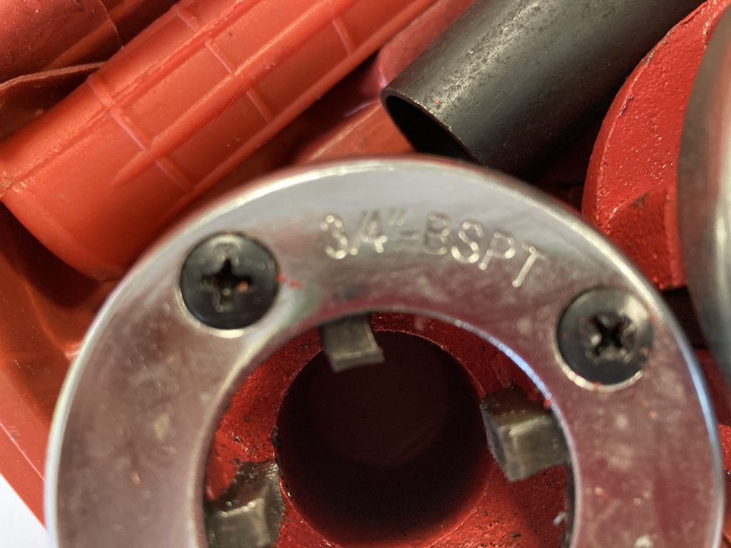 Fileteuse professionnelle avec boîte de transport Diamètre : 3/8 ", 1/2 ...